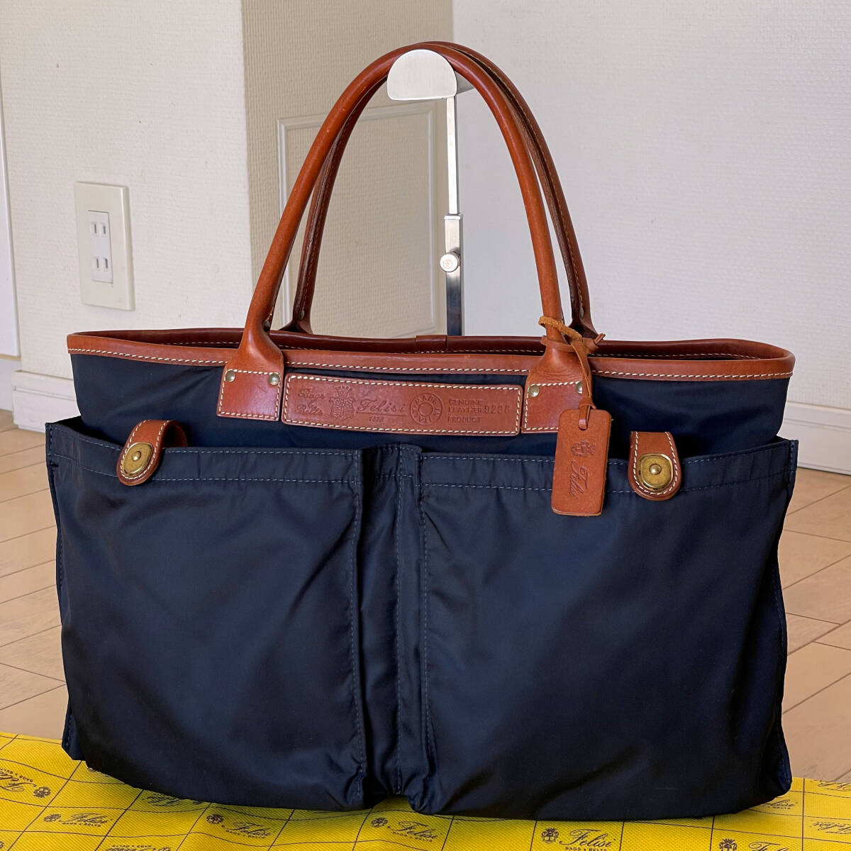 Yahoo!オークション - 【美品・定価113 200円】Felisi フェリージ 9236...