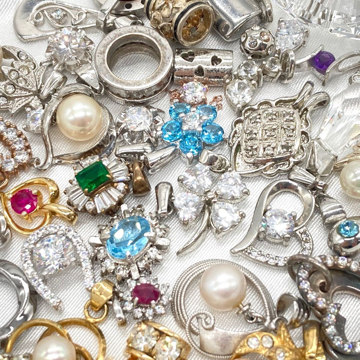 Yahoo!オークション - 1円スタート ダイヤ/ルビー入り ペンダントトッ...