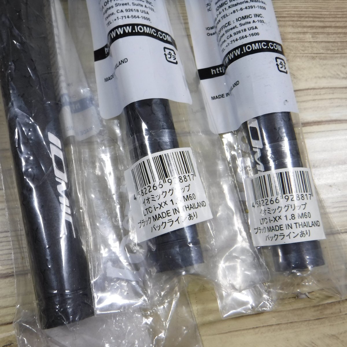 日本代購代標第一品牌【樂淘letao】－G115 イオミック 新品 LTC i-X 1.8 M60 グリップ 3本セット 定価5280円 バックライン有り IOMIC 黒 エラストマー樹脂