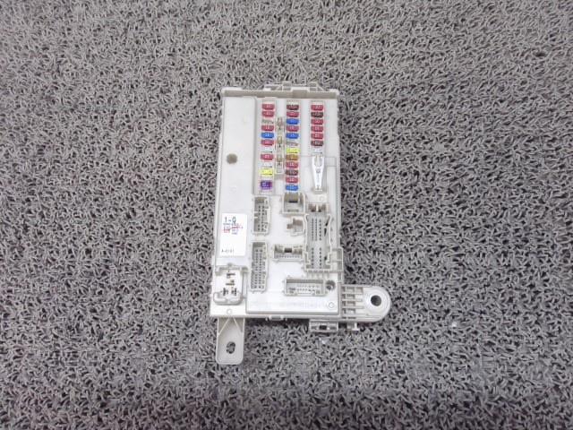 Yahoo!オークション - 令和元年 タント カスタム LA650S ヒューズボッ...