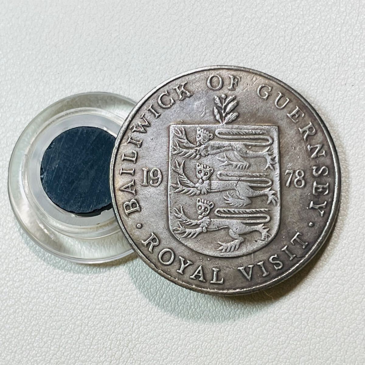 Yahoo!オークション - イギリス 硬貨 古銭 エリザベス2世 1978年 王室...