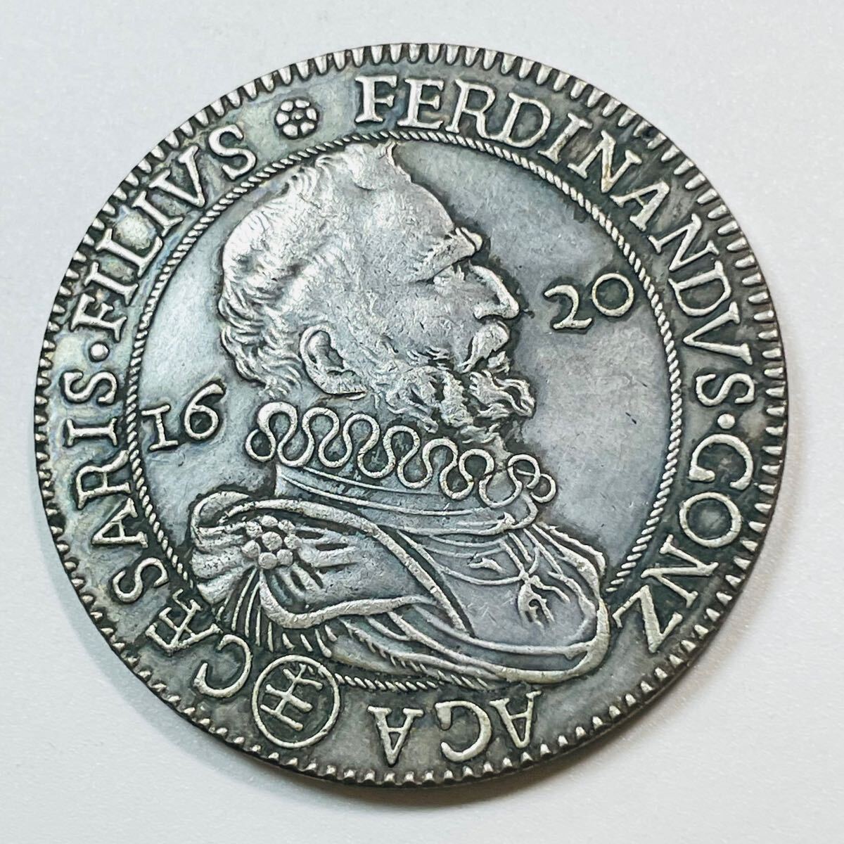 イタリア 硬貨 古銭 グアスタッラ公国 1620年 金羊毛騎士団の紋章 クラウン 盾 コイン 重28.82g 銀貨(ヨーロッパ)｜売買されたオークション情報、yahooの商品情報をアーカイブ ...