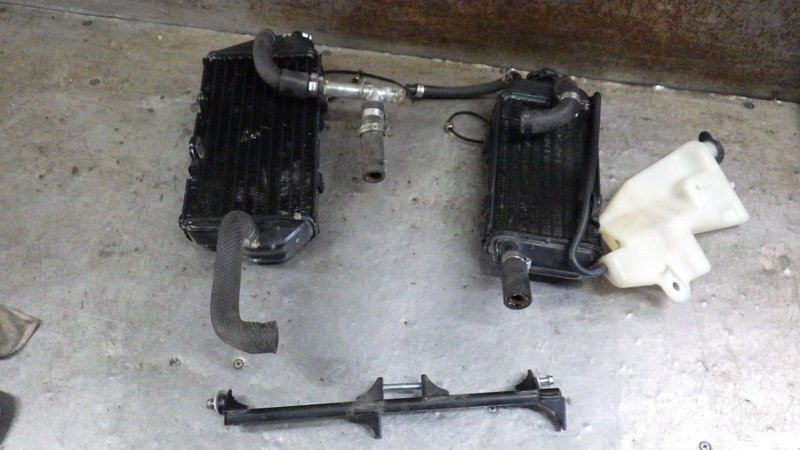 Yahoo!オークション - RGA-57A DT200WR 純正 ラジエーター リザーブタ...