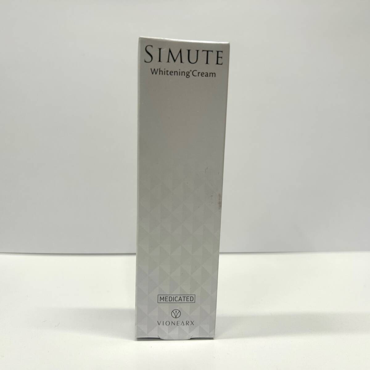 Yahoo!オークション - 未使用 シミュート 薬用美白クリーム 30g スキン...