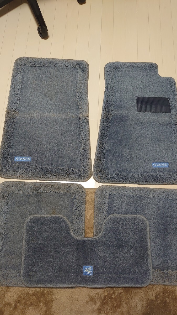 Yahoo!オークション - gz10 10ソアラ フロアマット 純正 オプション 青...
