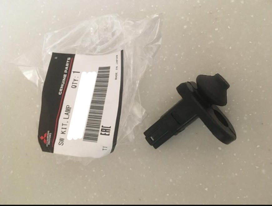 Yahoo!オークション - 新品 未使用 純正部品 三菱 パジェロ V55W ドア...