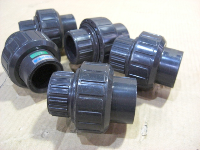 Yahoo!オークション - PVC ユニオン継手 25A（1”） エスロン 禁油...