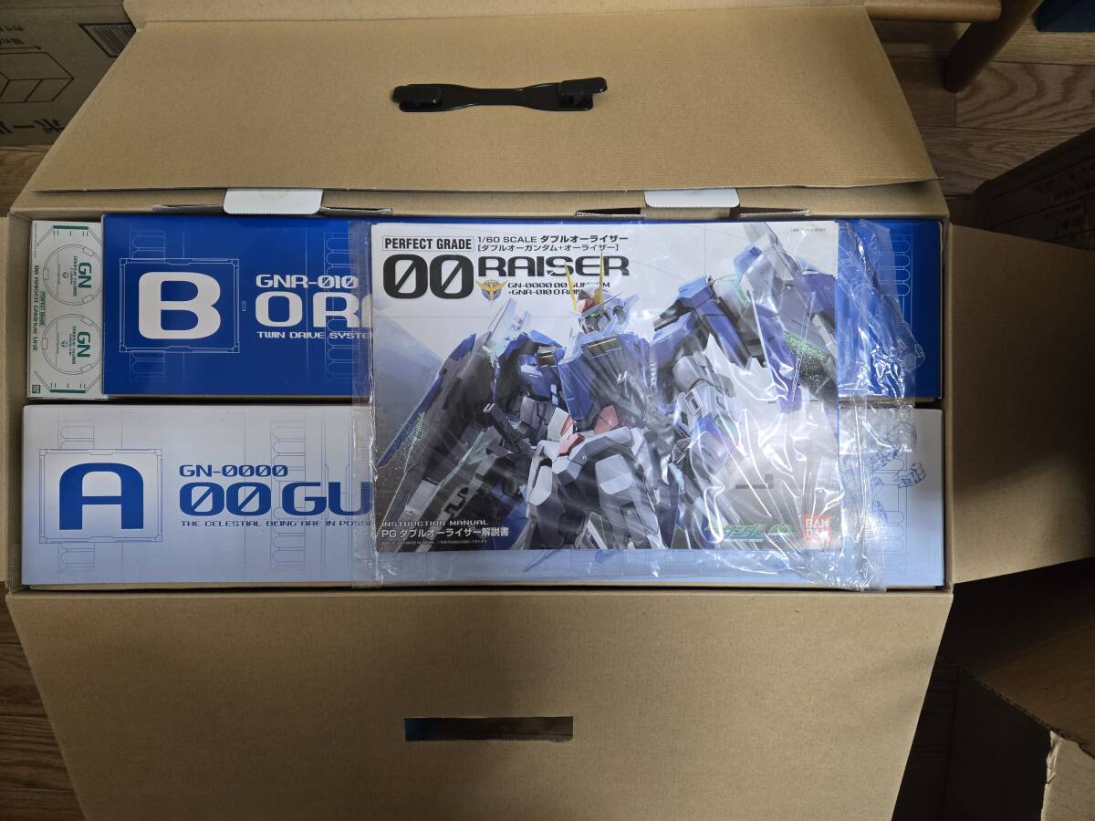 PG 1/60 機動戦士ガンダムOO ダブルオーライザー(機動戦士ガンダムOO（ダブルオー）)｜売買されたオークション情報、yahooの商品情報をアーカイブ公開 - オークファン（aucfan ...