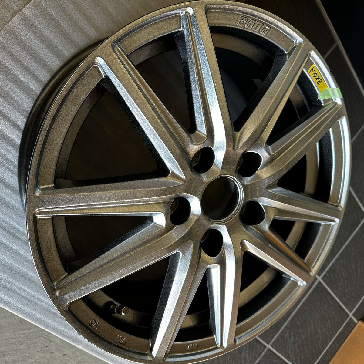 Yahoo!オークション - 訳あり AME アルミホイール 単品 1本のみ ザイン...