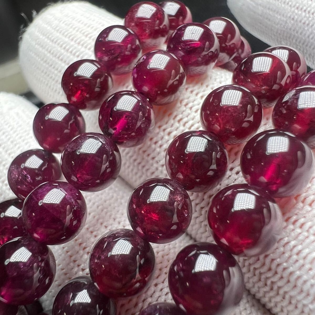 Yahoo!オークション - ④ 高品質 ロードライトガーネット 6mm 54cm 3連...