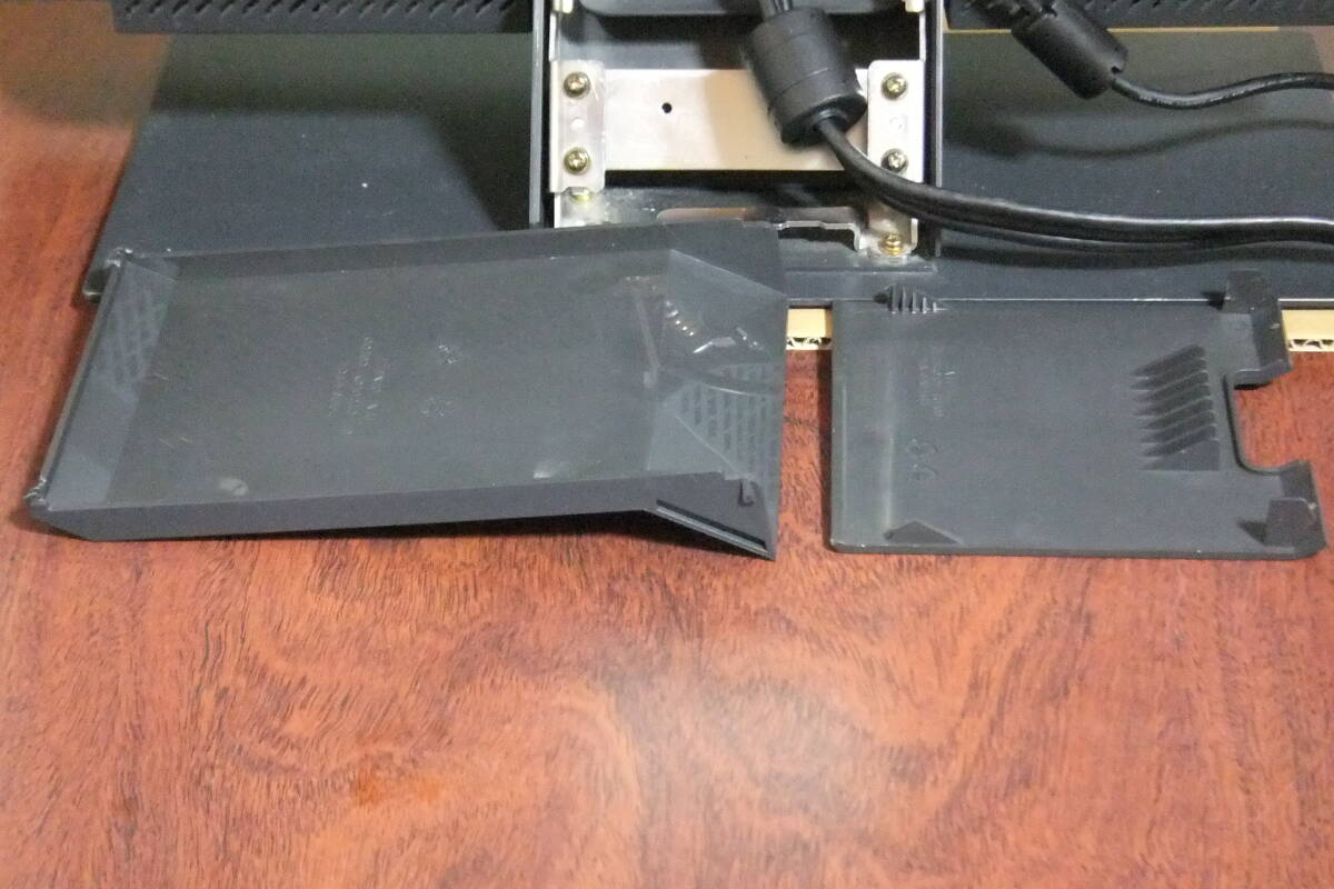 Yahoo!オークション - IBM 22インチ液晶ディスプレイ T221 ハ...