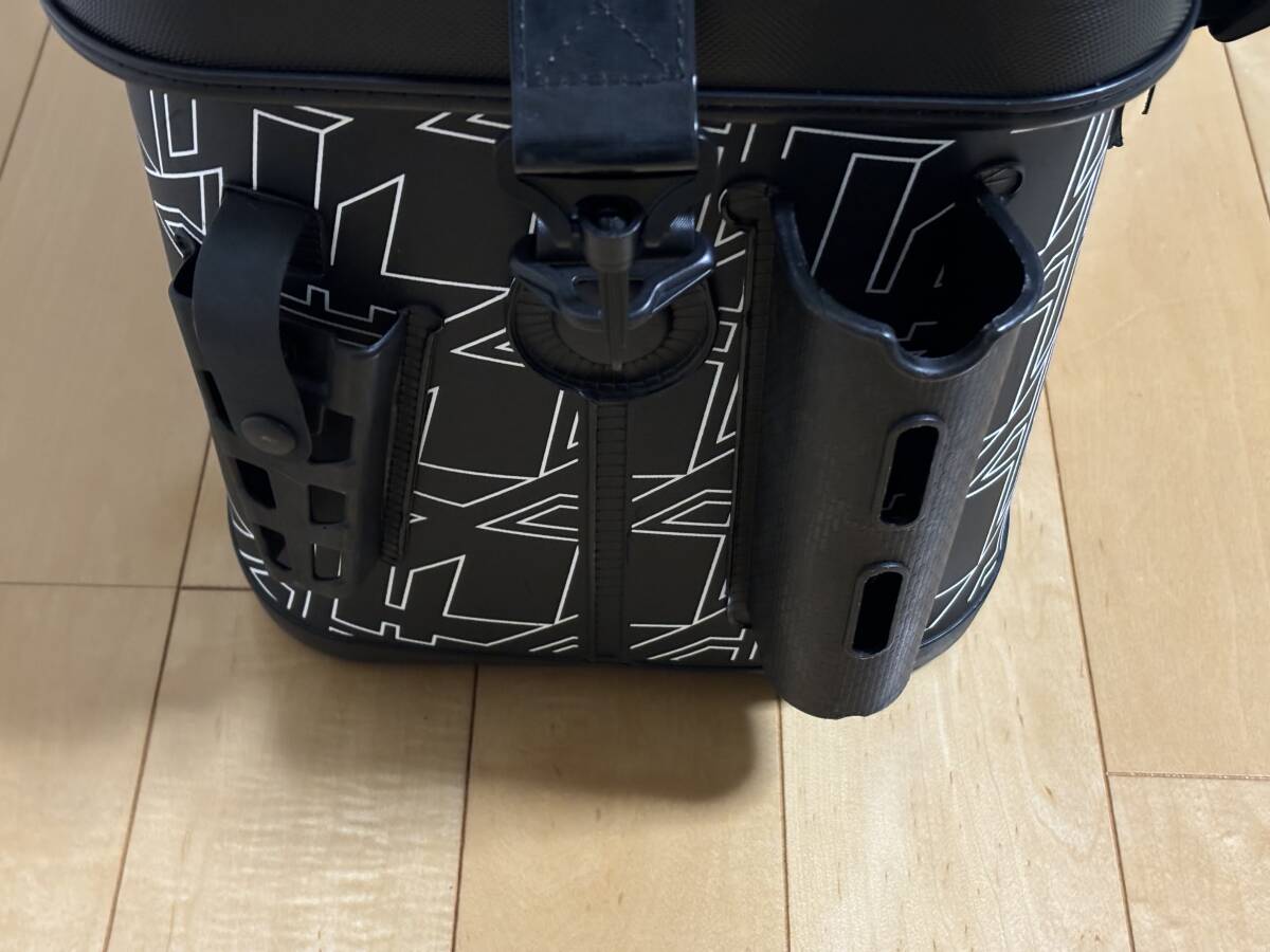 Yahoo!オークション - XOOX スツールタックルバッグ 座れる バッカン E...