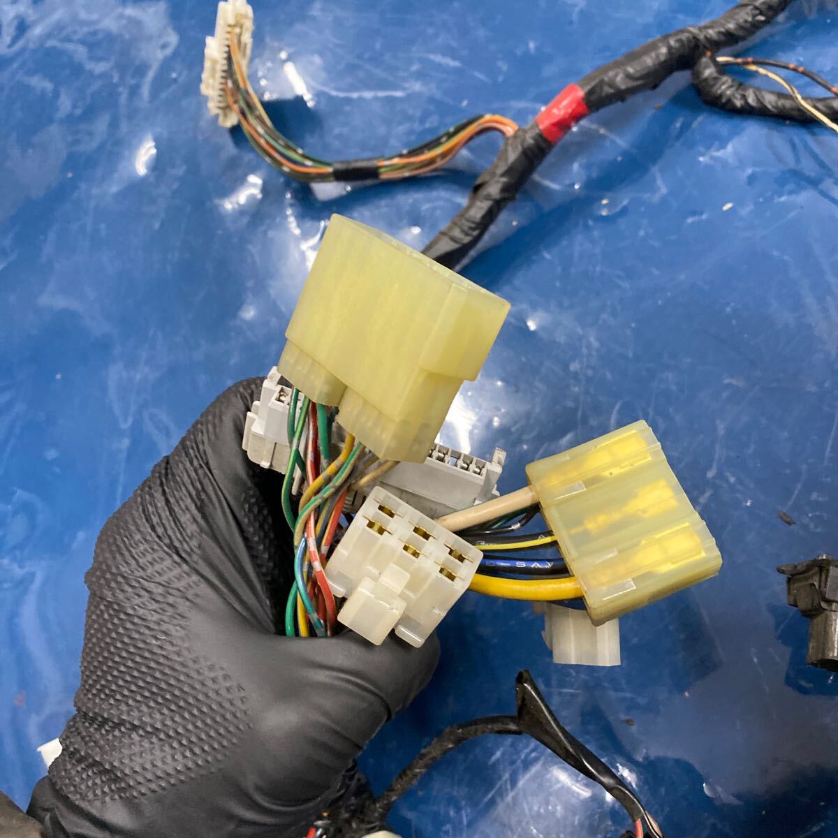 Yahoo!オークション - メインハーネス 室内側 MT車 ジムニー JA22