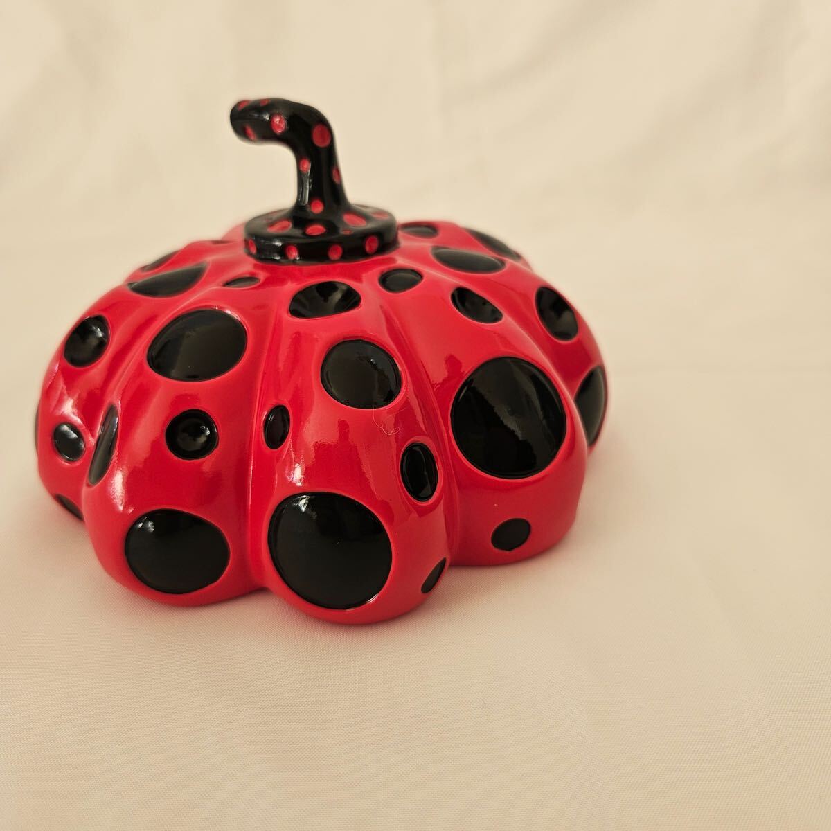 Yahoo!オークション - 草間彌生YAYOI KUSAMA Naoshima RRD Pumpkin 14cm