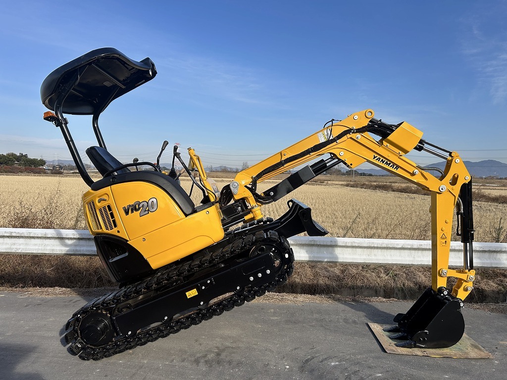 Yahoo!オークション - ヤンマ- ユンボ VIO20-3 4WAYマルチ 935 Hrs 移...