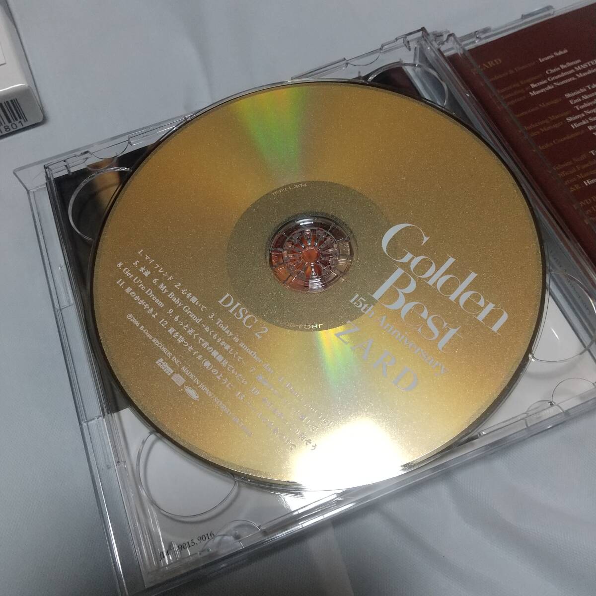 Yahoo!オークション - ZARD 坂井泉水 GoldenBest 15th Anniversary ベ...