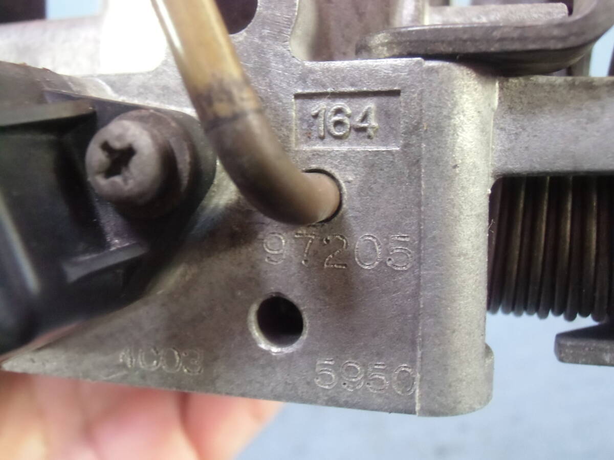 Yahoo!オークション - A2587 ミラ ジーノ/L700S⑤ スロットルボディ 中...