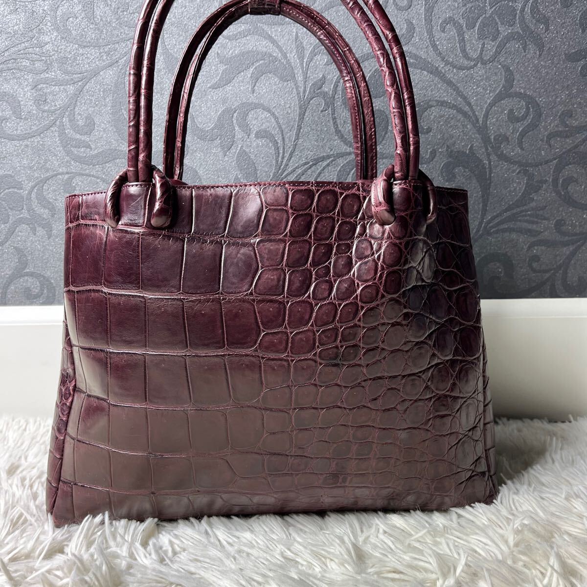 Yahoo!オークション - 定価53万 JRA クロコダイル トートバッグ マット...