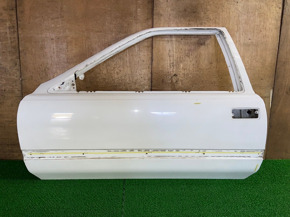 Yahoo!オークション - Y11-15 F S62 MZ20 ソアラ 3.0GT 左 ドアパネル