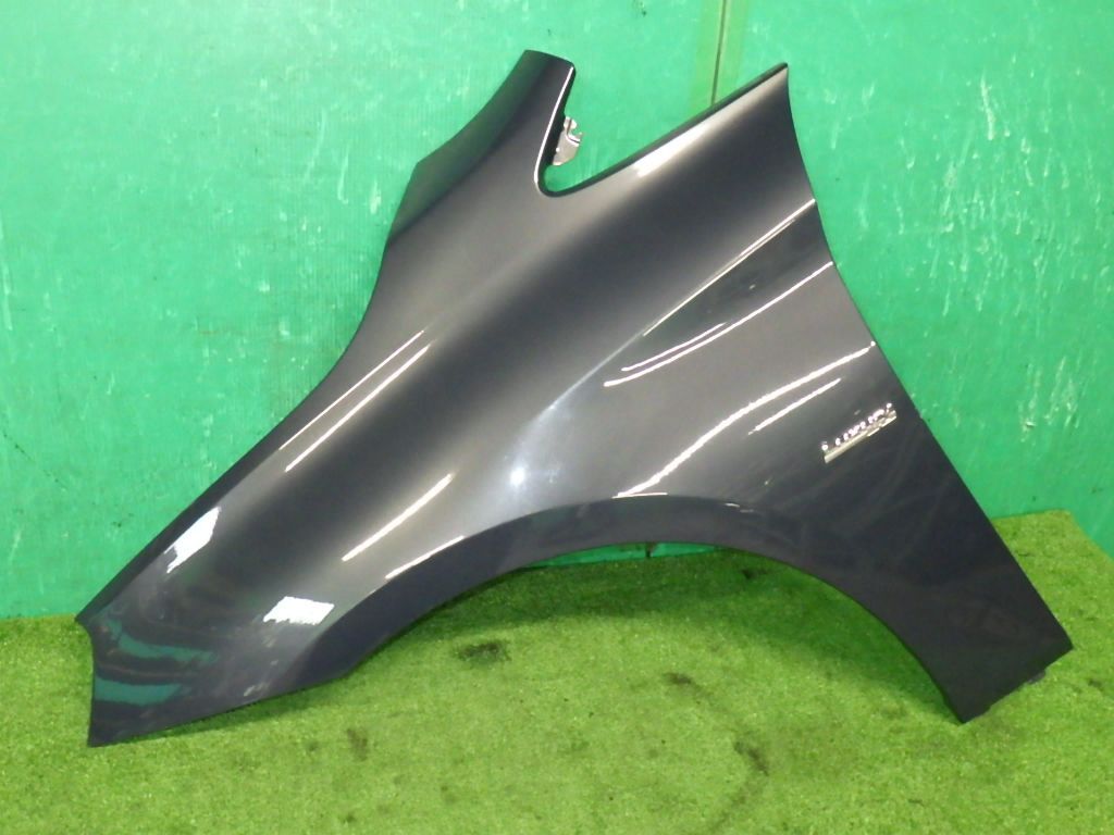 Yahoo!オークション - BMW218d[F46]フロント左フェンダー C09灰 グラン...