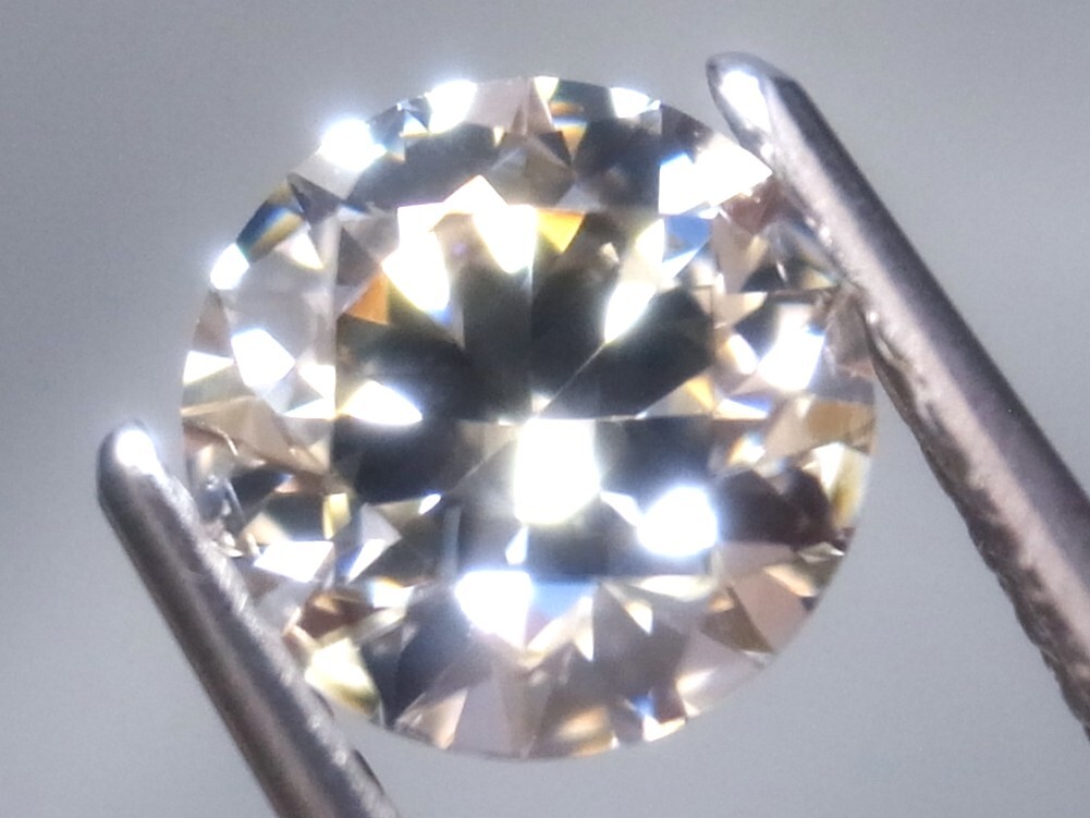 Yahoo!オークション - 0.97ct e 新品・希少石・地球上で天然ダイアモン...
