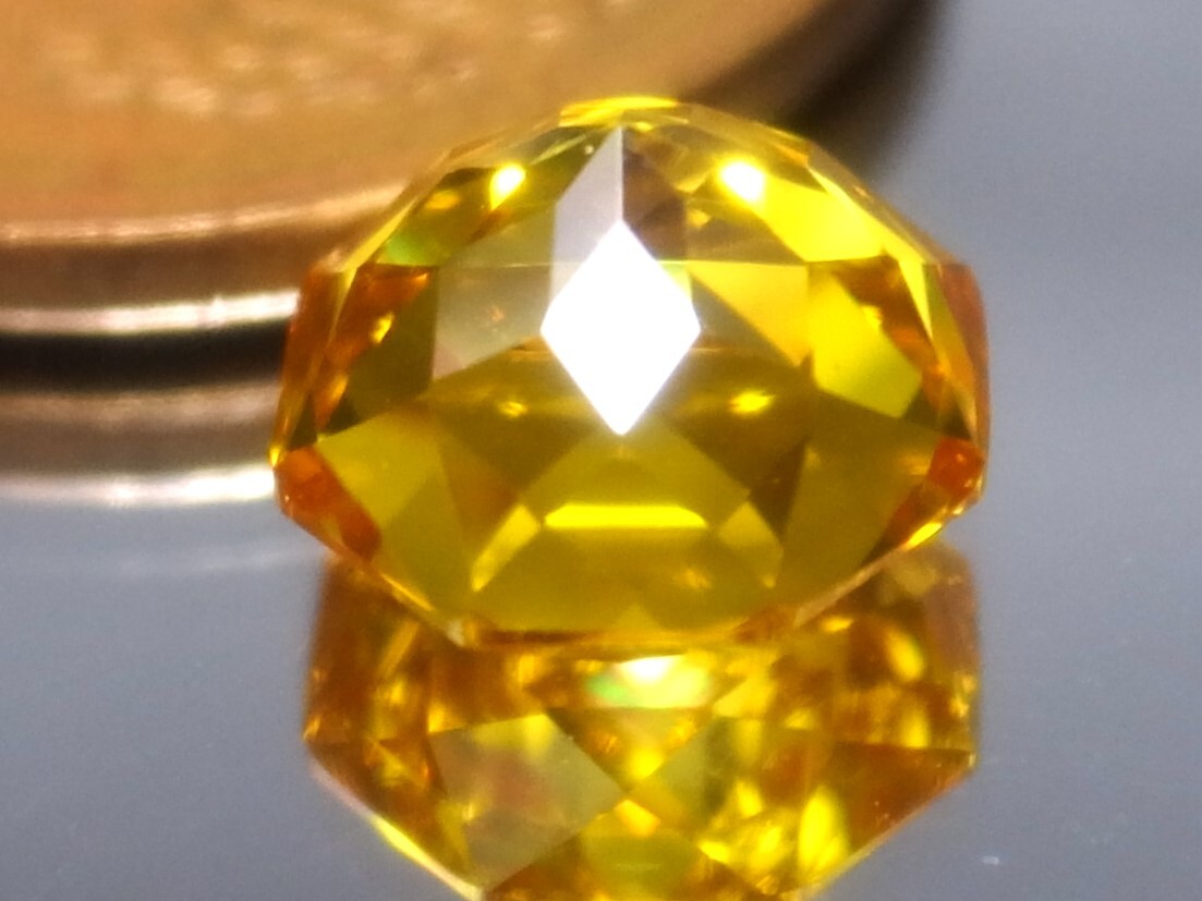 Yahoo!オークション - 4.55ct 8㎜ 新品・最先端技術のレーザー光線に...