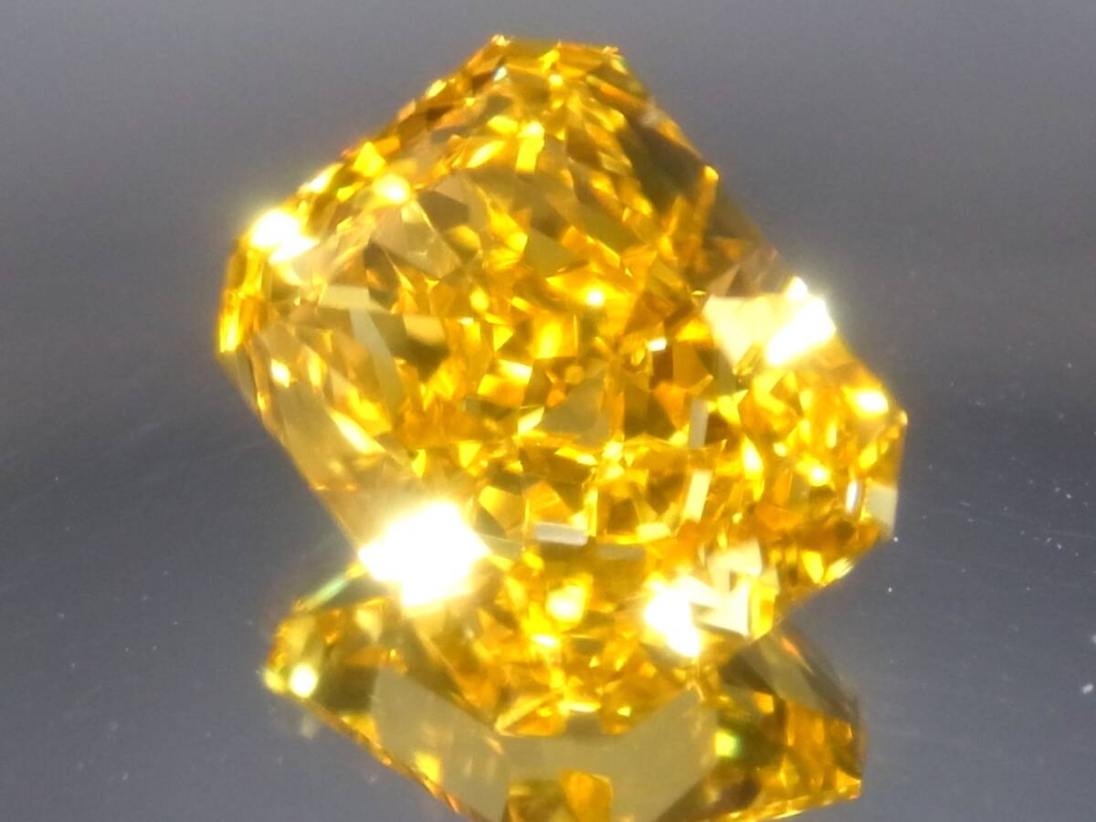 Yahoo!オークション - 6.85ct 新品・最先端技術のレーザー光線によるニ...