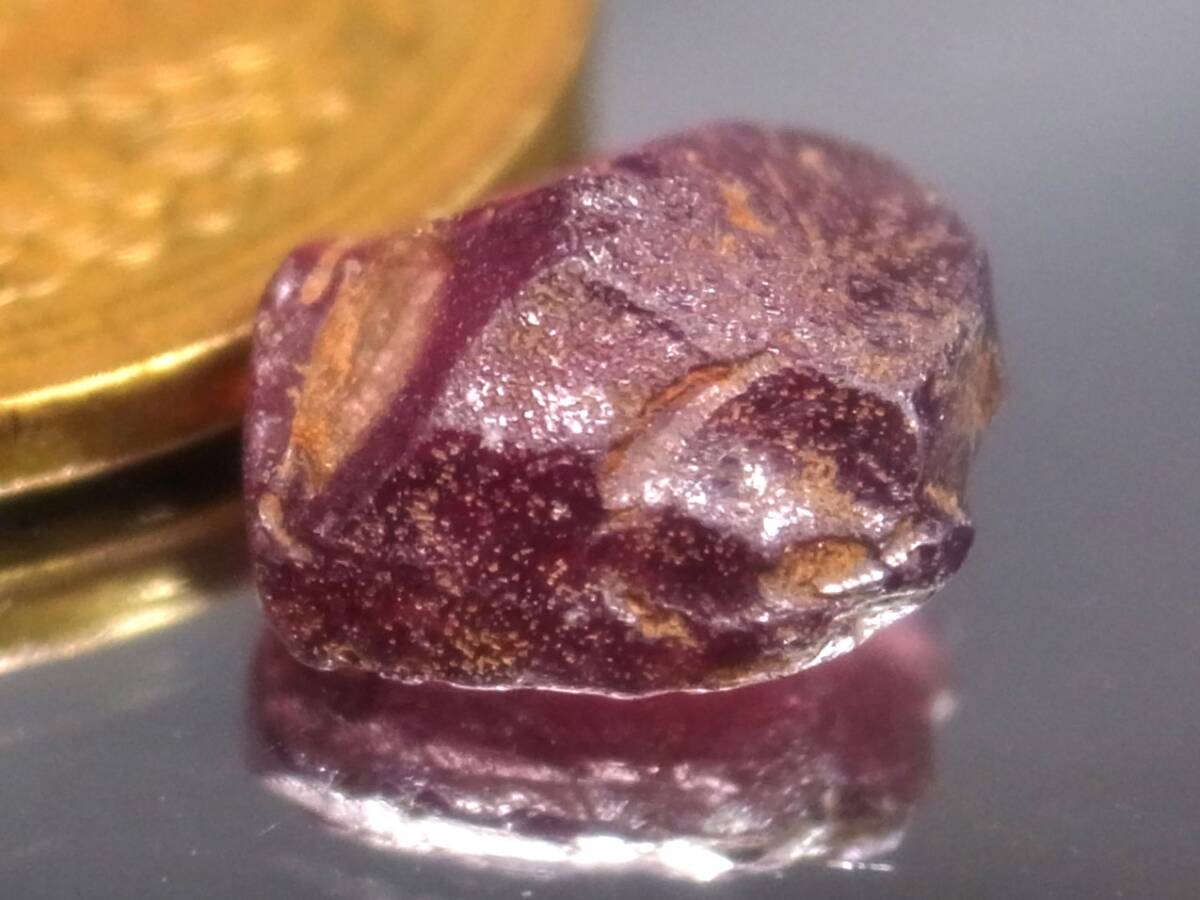 Yahoo!オークション - 2.69ct 新品・非加熱未処理・天然マラヤガーネッ...