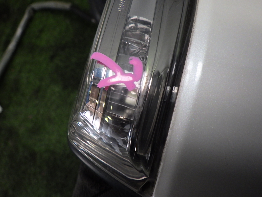 Yahoo!オークション - 売り切り DAA-ZVW30 プリウス 070 7P ウィンカー...