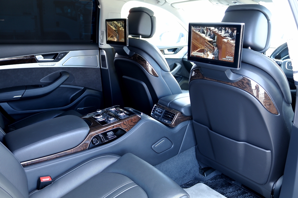 Yahoo!オークション - A8L【Rエンターテイメント】エグゼクティブシー...