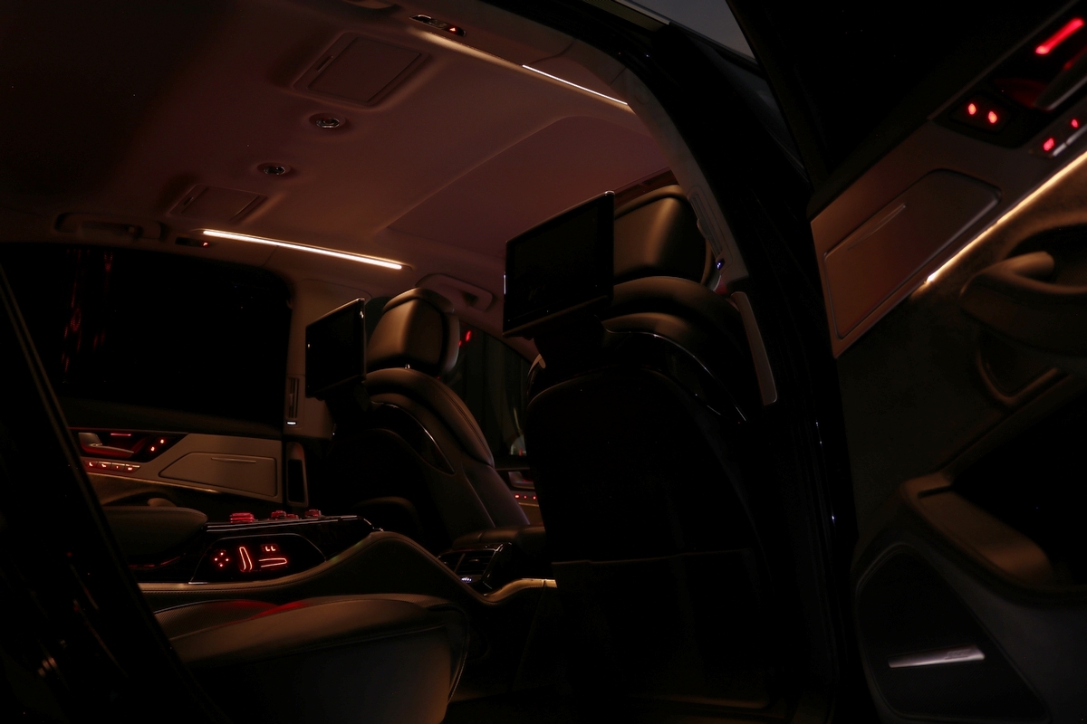 Yahoo!オークション - A8L【Rエンターテイメント】エグゼクティブシー...