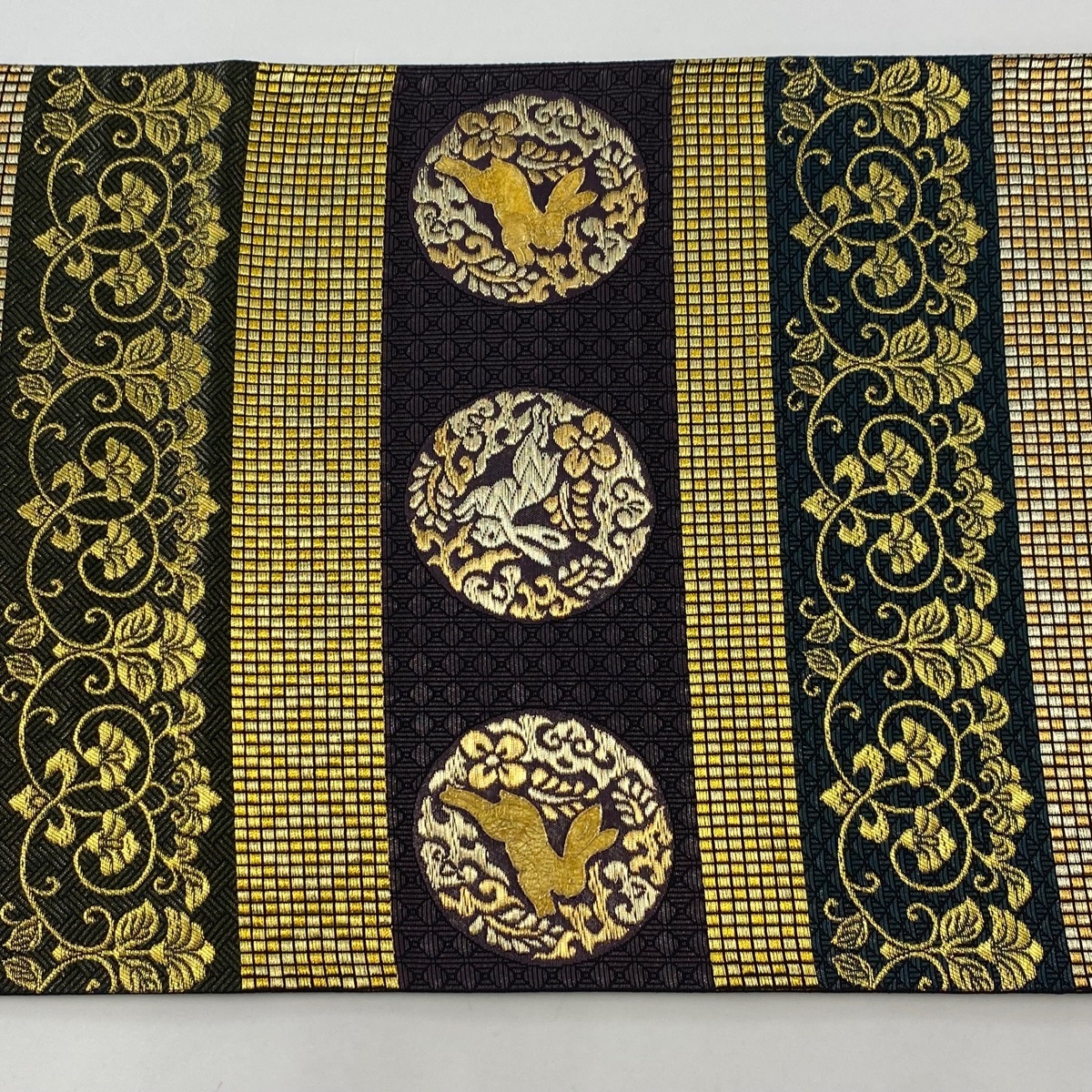 袋帯 逸品 落款 織人六人衆 懐刀 金糸 黒 六通 正絹 【中古 袋帯 逸品 落款 織人六人衆 懐刀 金糸 黒 六通 正絹 【中古