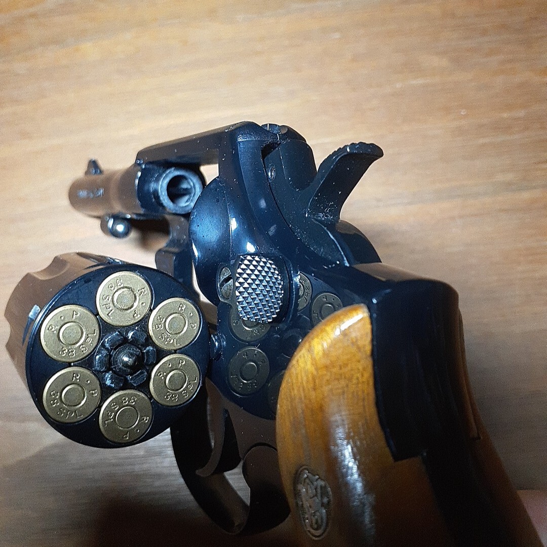 日本警察 仕様 S&W M10 38口径 リボルバー 実物 S&W社製 木製 日本警察 仕様 S&W M10 38口径 リボルバー 実物 S&W社製 木製