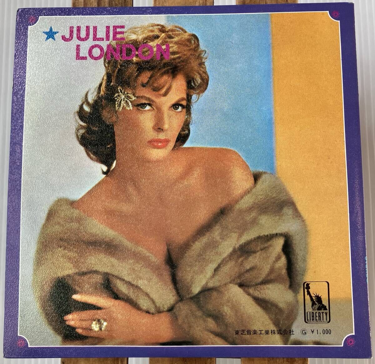 Yahoo!オークション - 希少見開きコンパクトEP 赤盤2枚組 RED VINYL 2E...