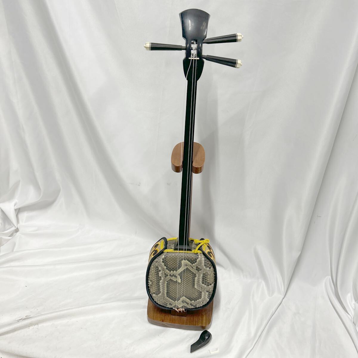 Yahoo!オークション - skam-146 三線 弦楽器 三味線 和楽器 沖縄三線 ...