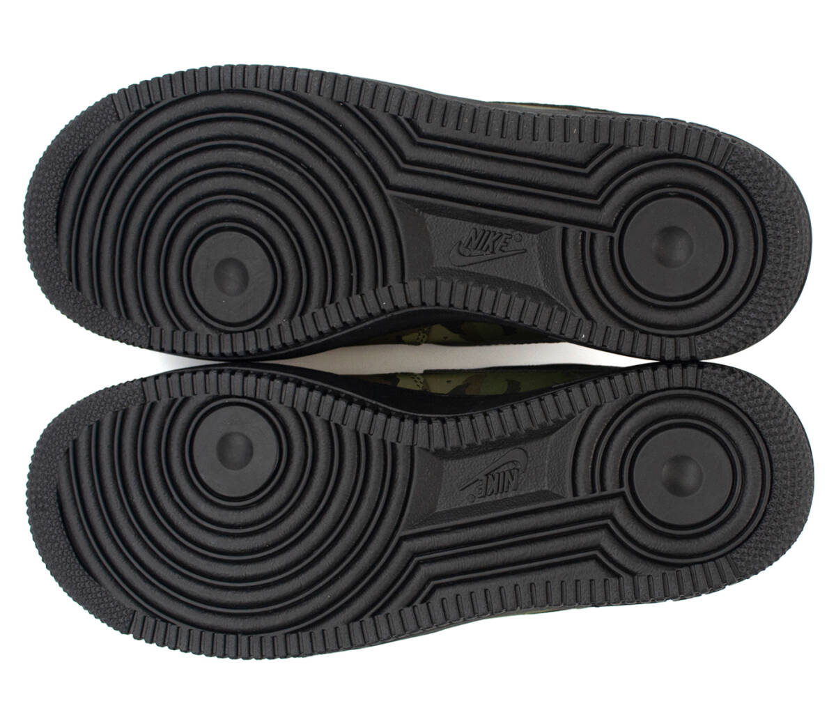 Yahoo!オークション - 国内正規 新品未使用 NIKE AIR FORCE 1 '07 LV8 ...