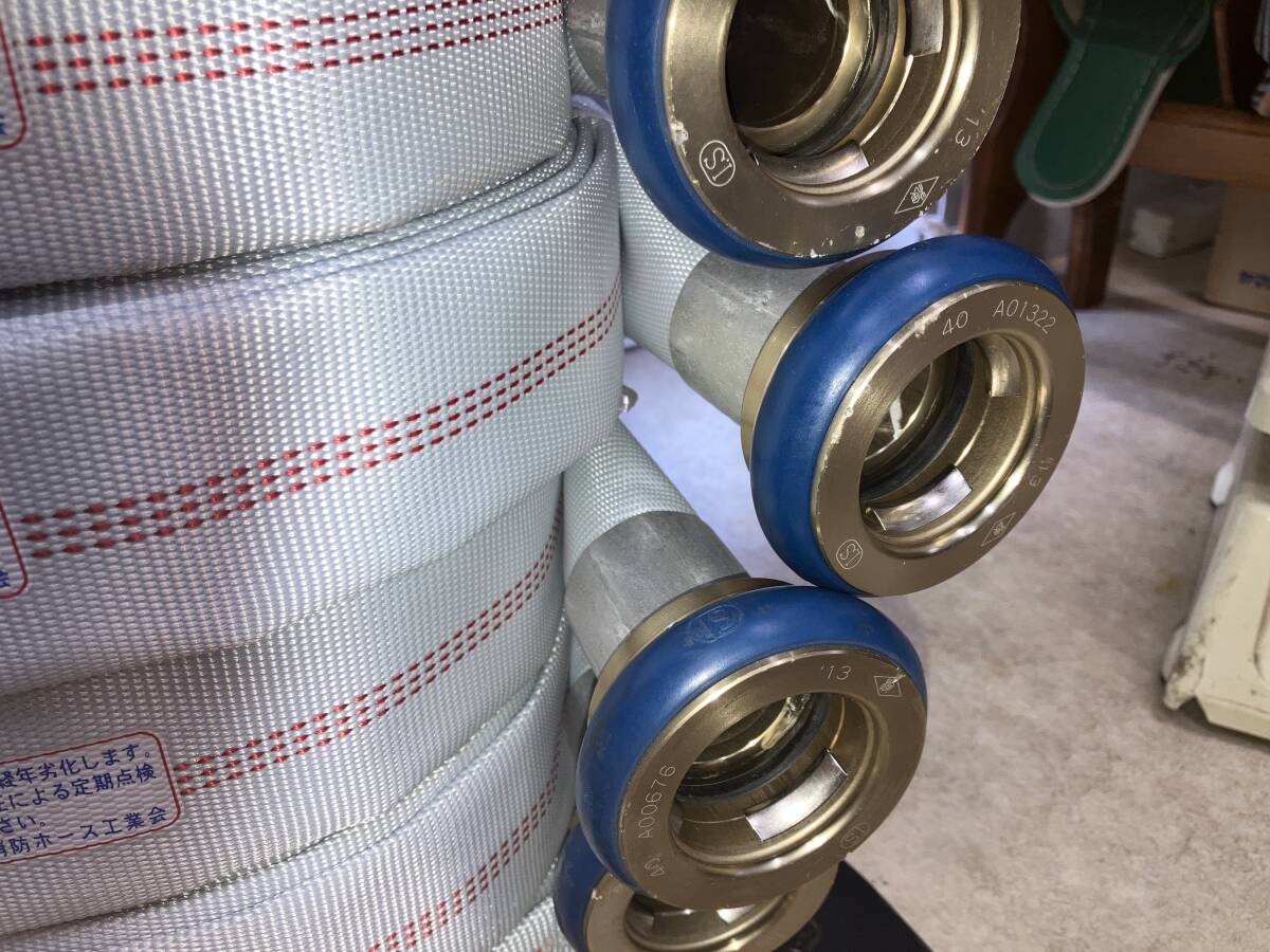 Yahoo!オークション - 美品 消防ホース 40A×15M 金具付き キンパイホ...