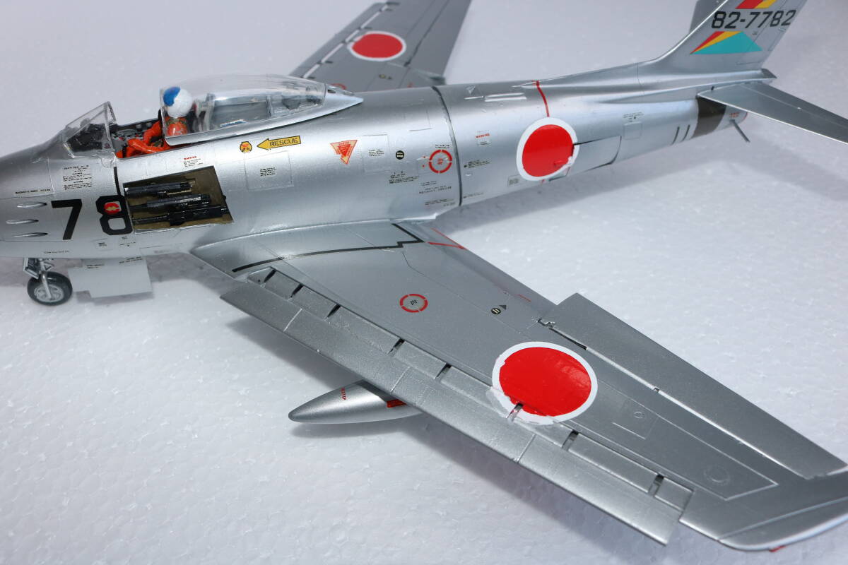 Yahoo!オークション - F-86F-40 セイバー 旭光 1/32 ハセガワ