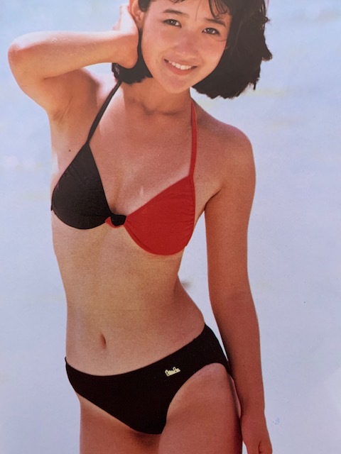 Yahooオークション お宝 岡田有希子 ハイレグ水着グラビア 12p 切