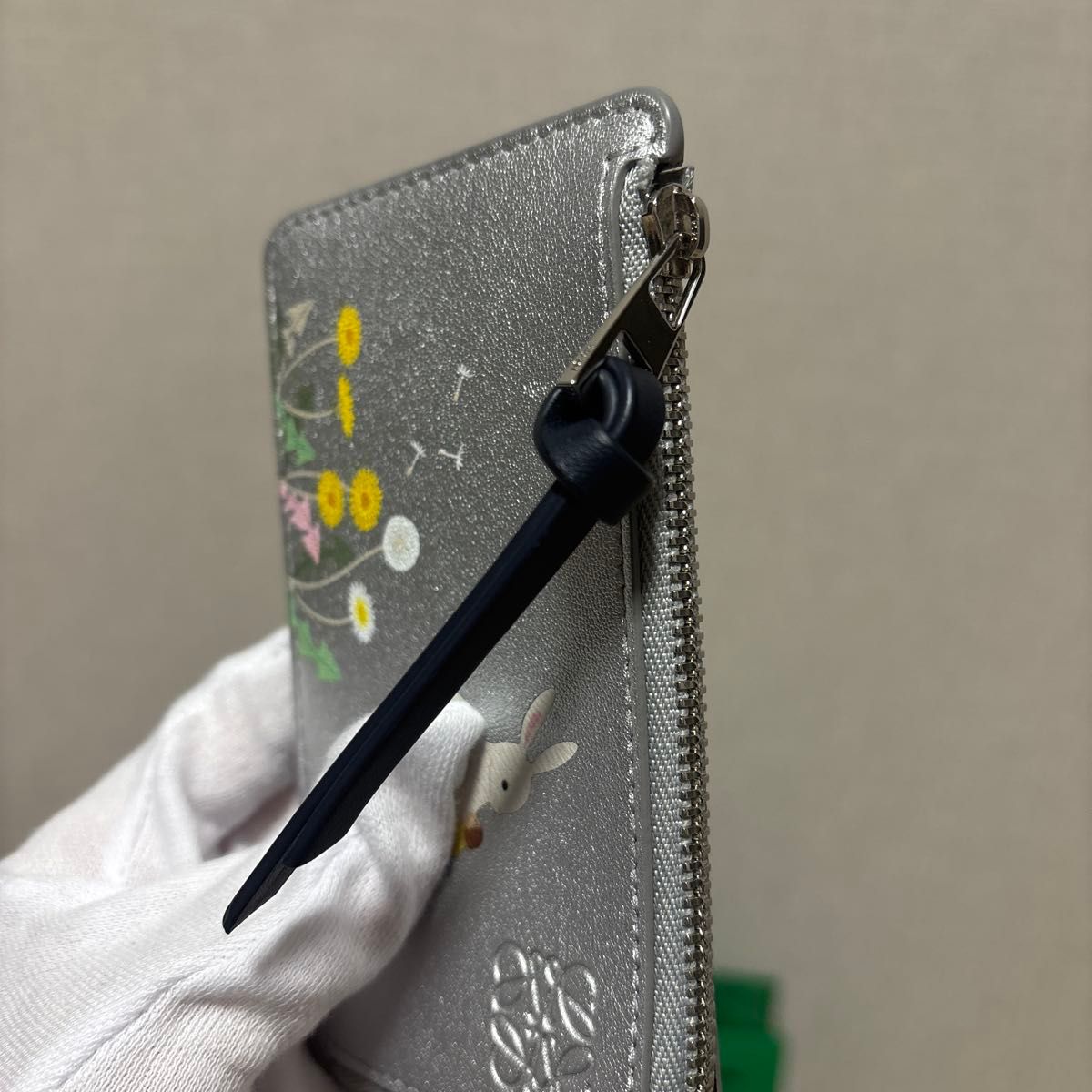 ロエベ うさぎカードコインホルダー スナフジタ 新品未使用 ロエベ うさぎカードコインホルダー スナフジタ 新品未使用