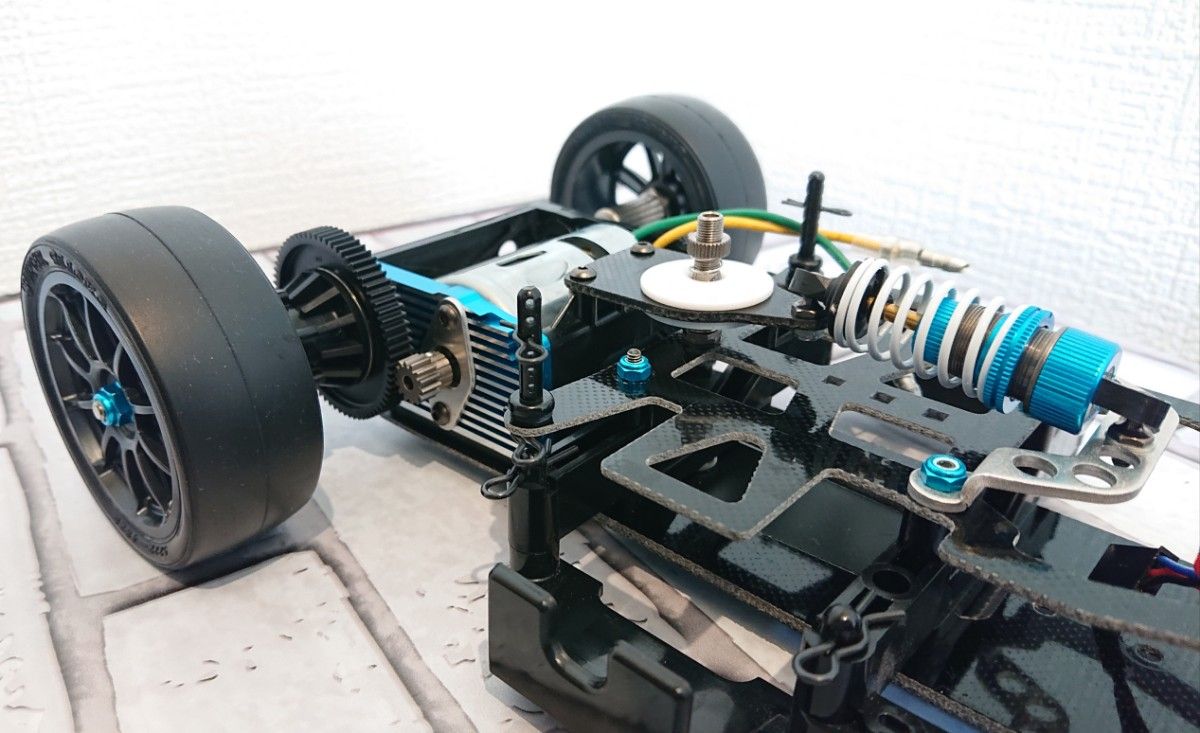 タミヤ 1/10 TS050 HYBRID F103GT シャーシ 未走行|Yahoo タミヤ 1/10 TS050 HYBRID F103GT シャーシ 未走行|Yahoo