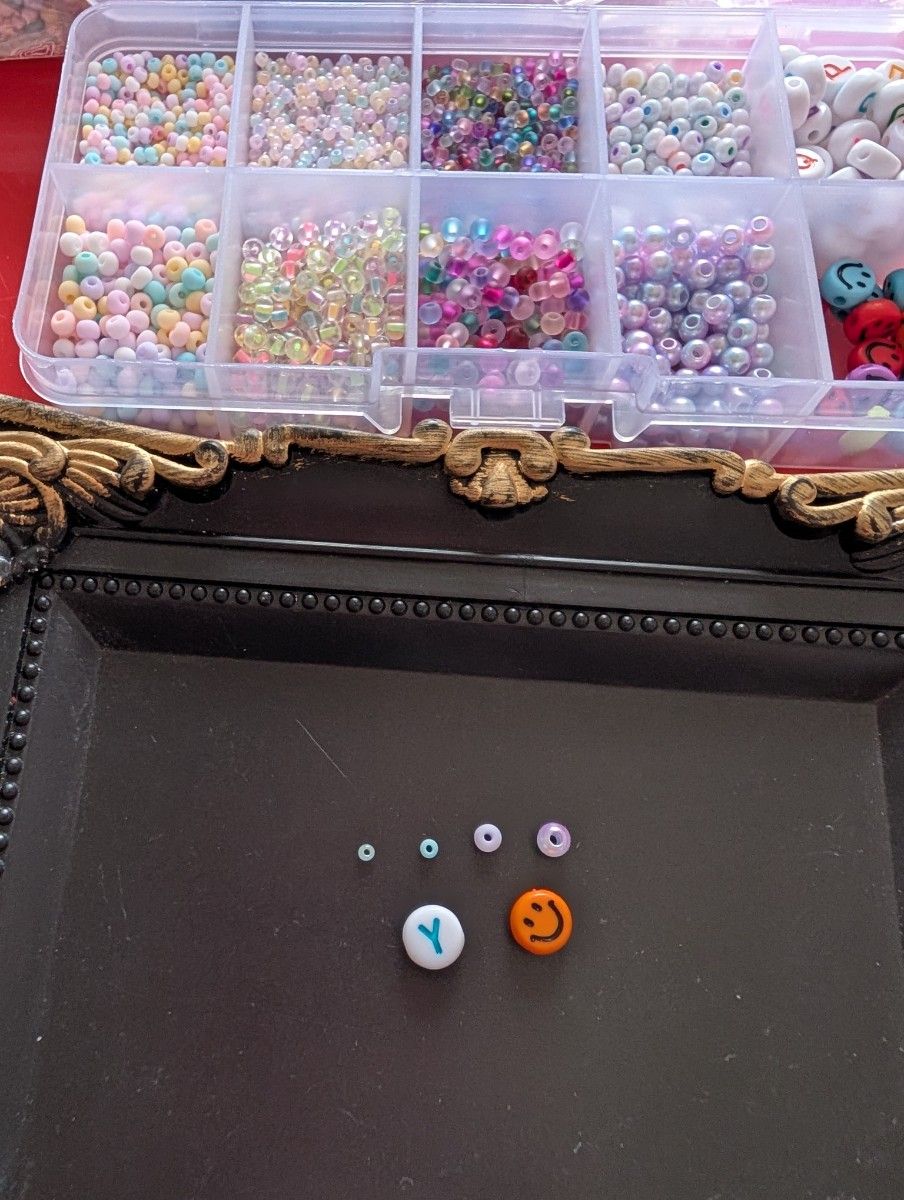 ハンドメイド用穴あきビーズセット 可愛いビーズセット ブレスレットパーツ ネックレスパーツ カラービーズ DIY｜Yahoo!フリマ（旧PayPayフリマ）