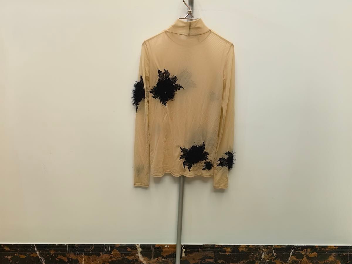 AMERI UND 3D FLOWER SKIN TOP|Yahoo!フリマ(旧PayPayフリマ) AMERI UND 3D FLOWER SKIN TOP|Yahoo!フリマ(旧PayPayフリマ)