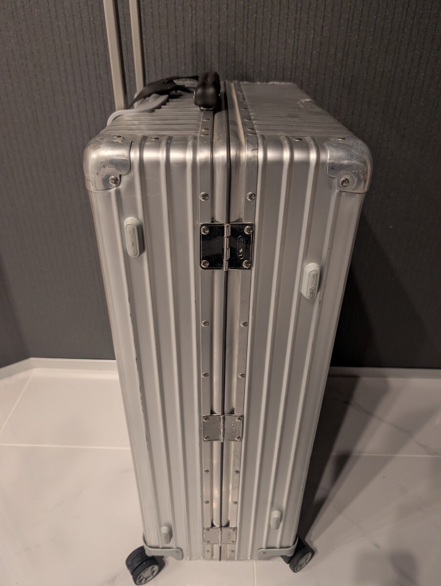 Yahoo!オークション - リモワ Rimowa リモワ スーツケース 4輪 シルバ...