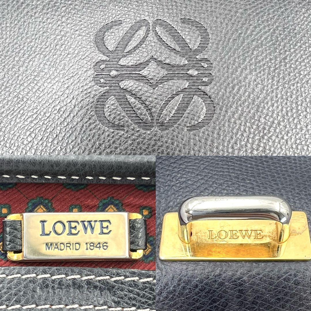 Yahoo!オークション - 《美品》LOEWE ロエベ アナグラム フラップ レザ...