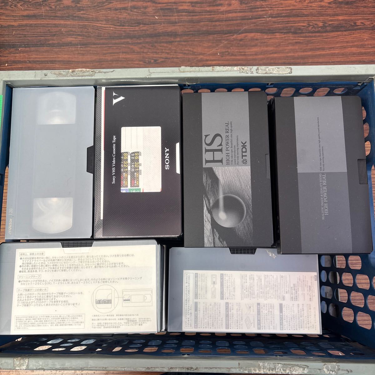 Yahoo!オークション - VHS 40本セット まとめ売り F1レース 未検品 大...