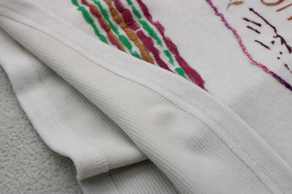 Yahoo!オークション - 1-1696 新品タグ付き プリント入りハイネックカ...