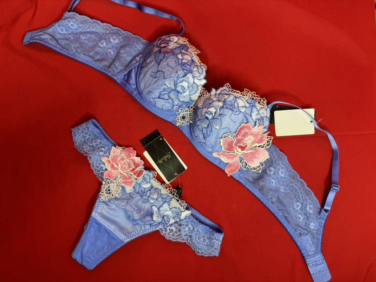 Yahoo!オークション - サルート 76グループ 空中庭園 C75&ソングM LG ...