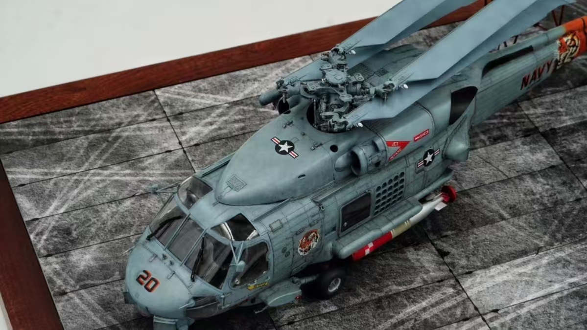 Yahoo!オークション - 1/35 アメリカ海軍 SH-60B シーホーク 組立塗装...