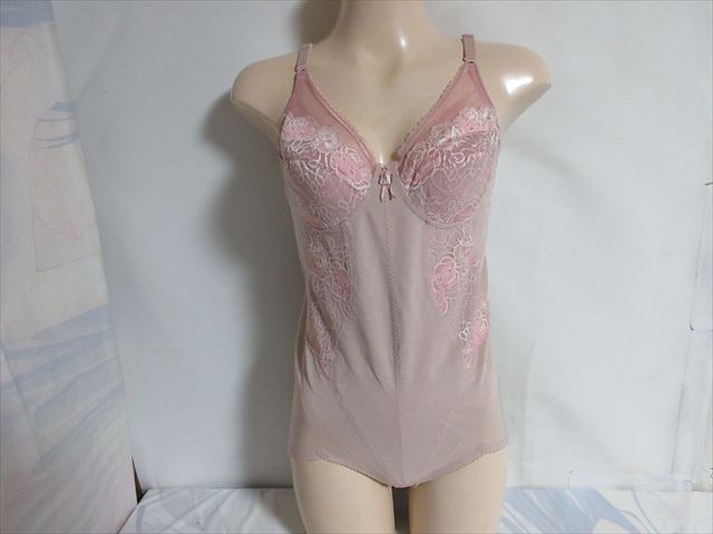 Yahoo!オークション - 3993 ≪AA95EL ≫ Dia Sienne Aカップ 豊満可愛...